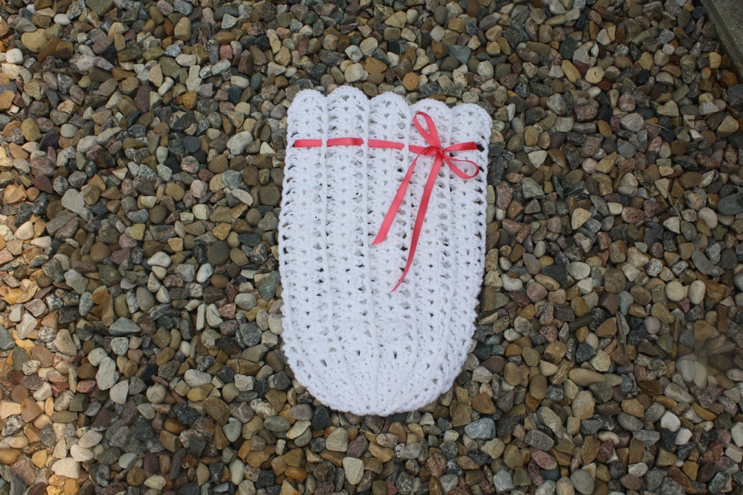 Baby Shells Cuddle Cocoon Pdf PATTERN, Newborn Size, Bunting, Cuddle ...