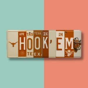 Hook ’em License Plate Sign – texas Longhorns Metal Wall Art | burnt ...