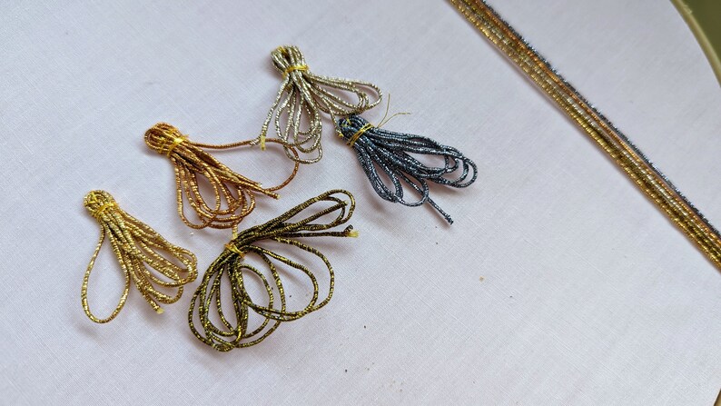Passing Thread Goldwork Embroidery Couching 371 Lurex Thread - Etsy