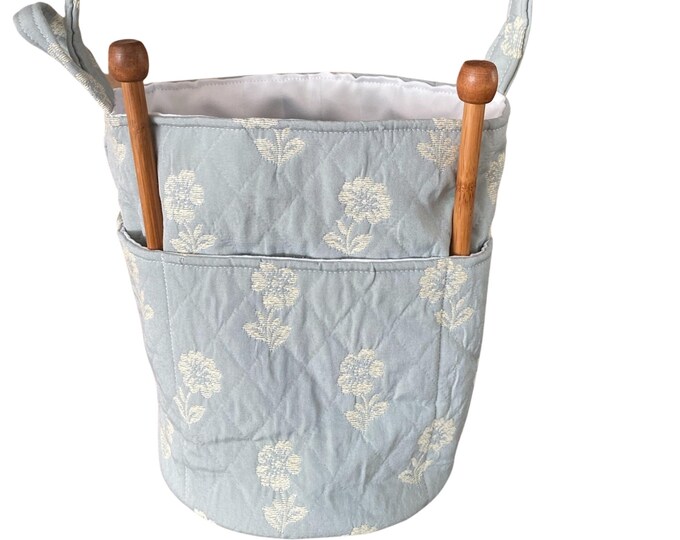 Quilted Vintage Circular Project Bag, Small Knitting Project Bag, Baby ...