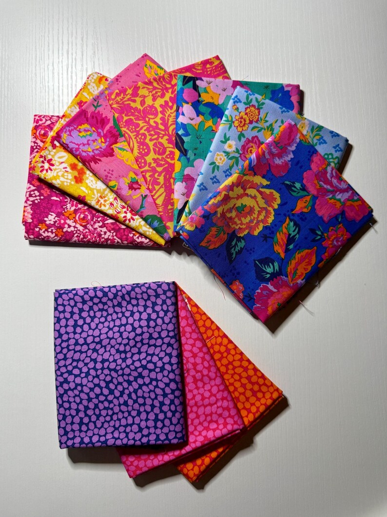 Boxed up Quilt Kit- Pattern by Cluck Cluck Sews. Featuring Jennifer ...