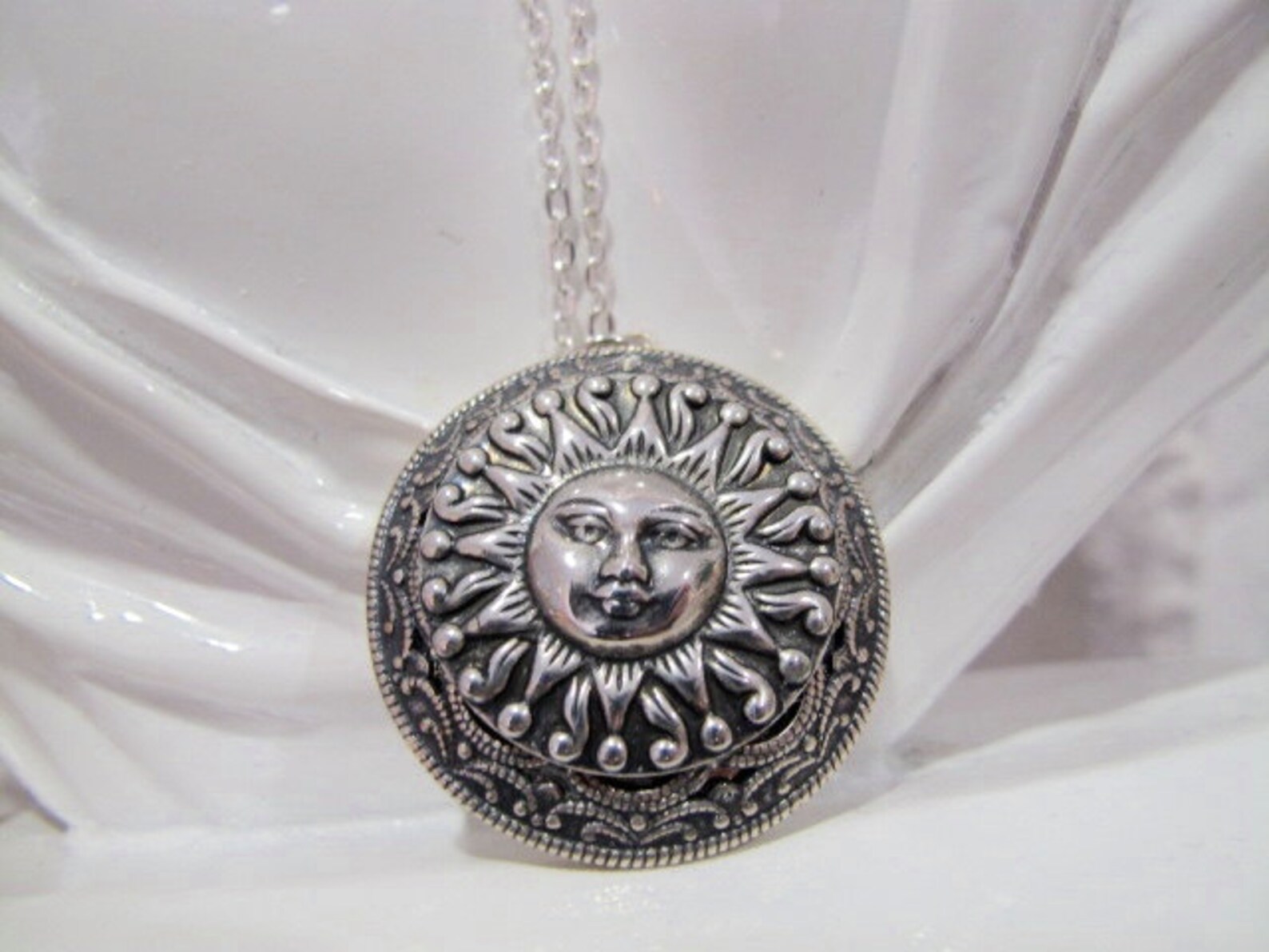 Midday Sun Locket. Victorian Sun Locket Necklace in Antique - Etsy