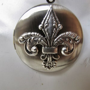Fleur De Lis Locket in Antique Silver With a Stainless Steel Rolo 24 ...