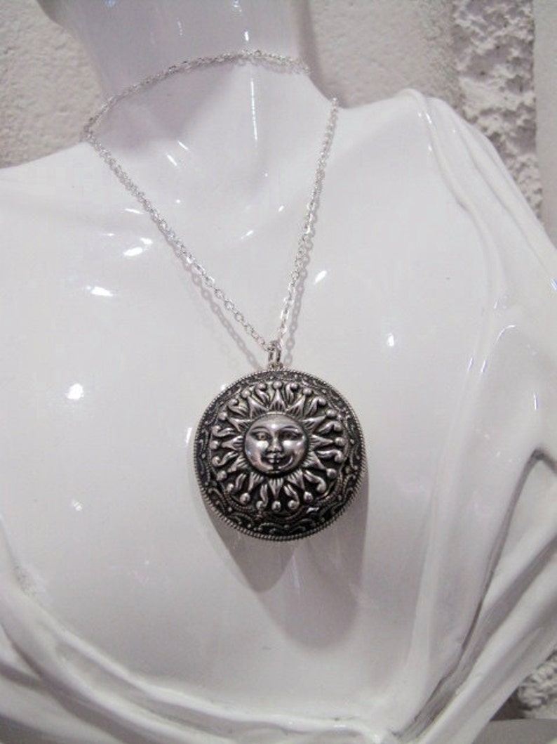 Midday Sun Locket. Victorian Sun Locket Necklace in Antique - Etsy
