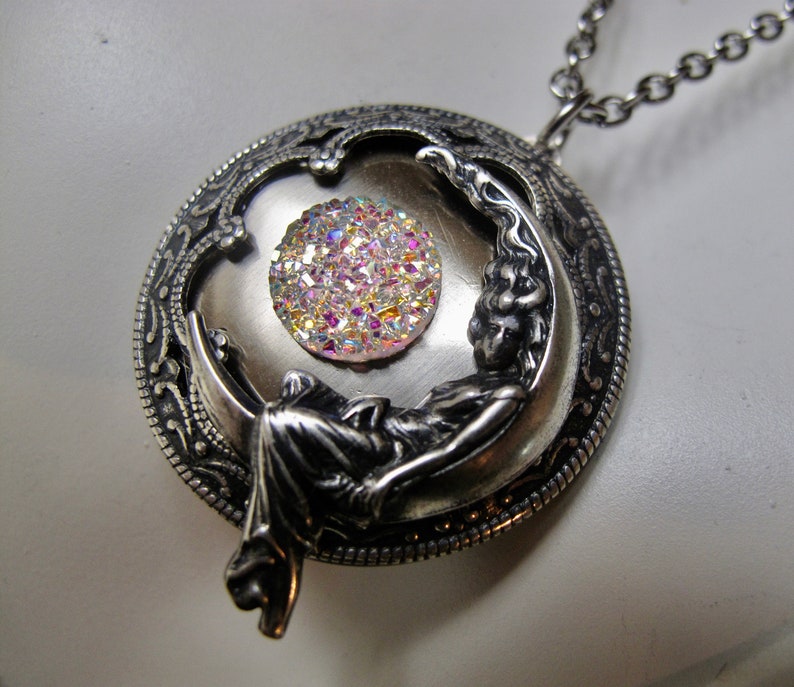 Moon Goddess Locket With a 12mm White Druzy. Victorian Moon | Etsy
