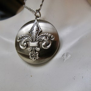 Fleur De Lis Locket in Antique Silver With a Stainless Steel Rolo 24 ...