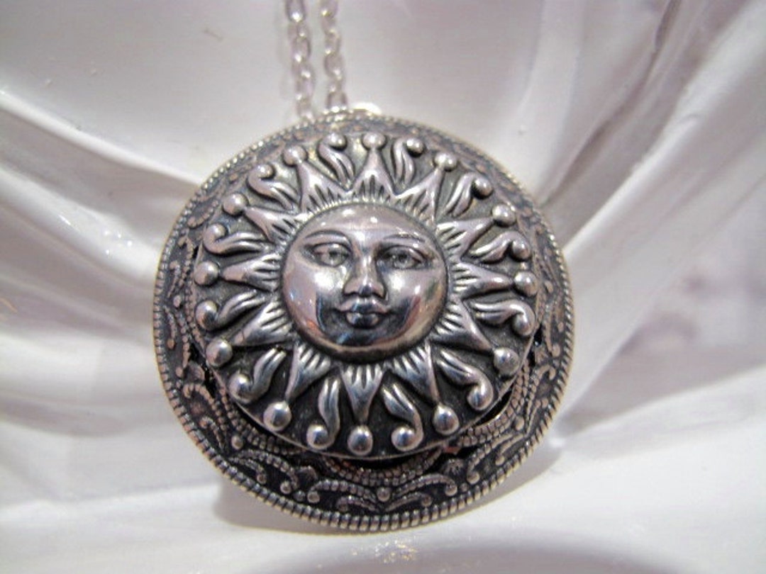Midday Sun Locket. Victorian Sun Locket Necklace in Antique - Etsy
