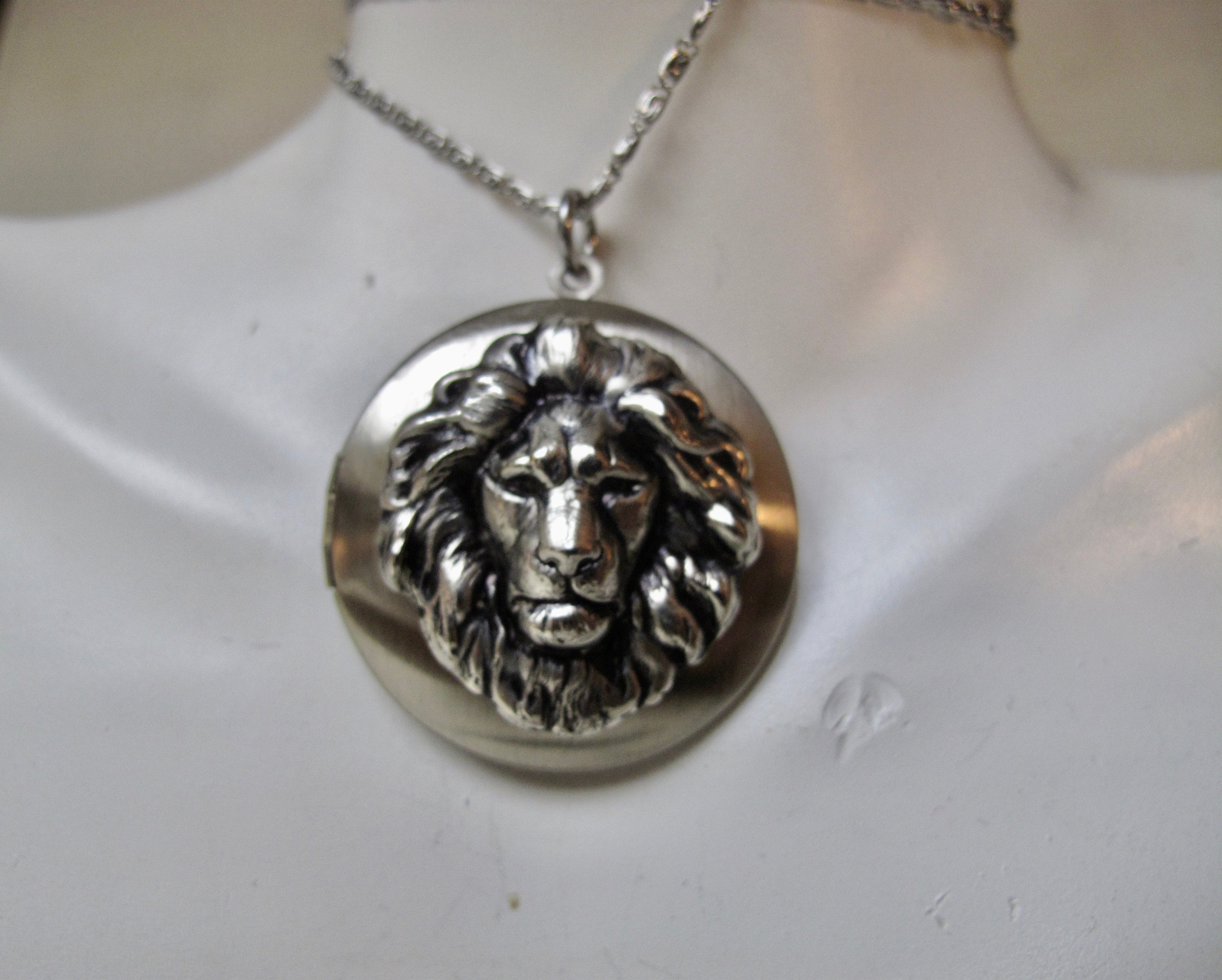 Small Lion's Head Locket in Antique Silver with a | Etsy