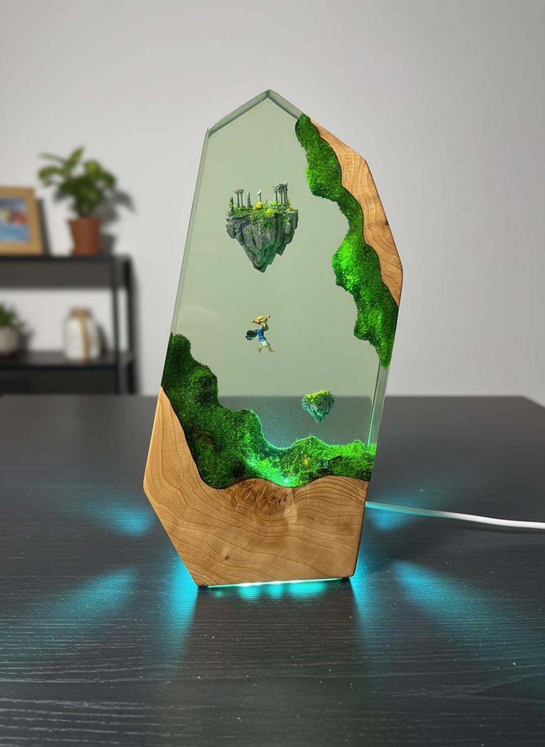 Hero of Hyrule Resin Lamp | Tears of the Kingdom Inspired Night Light ...