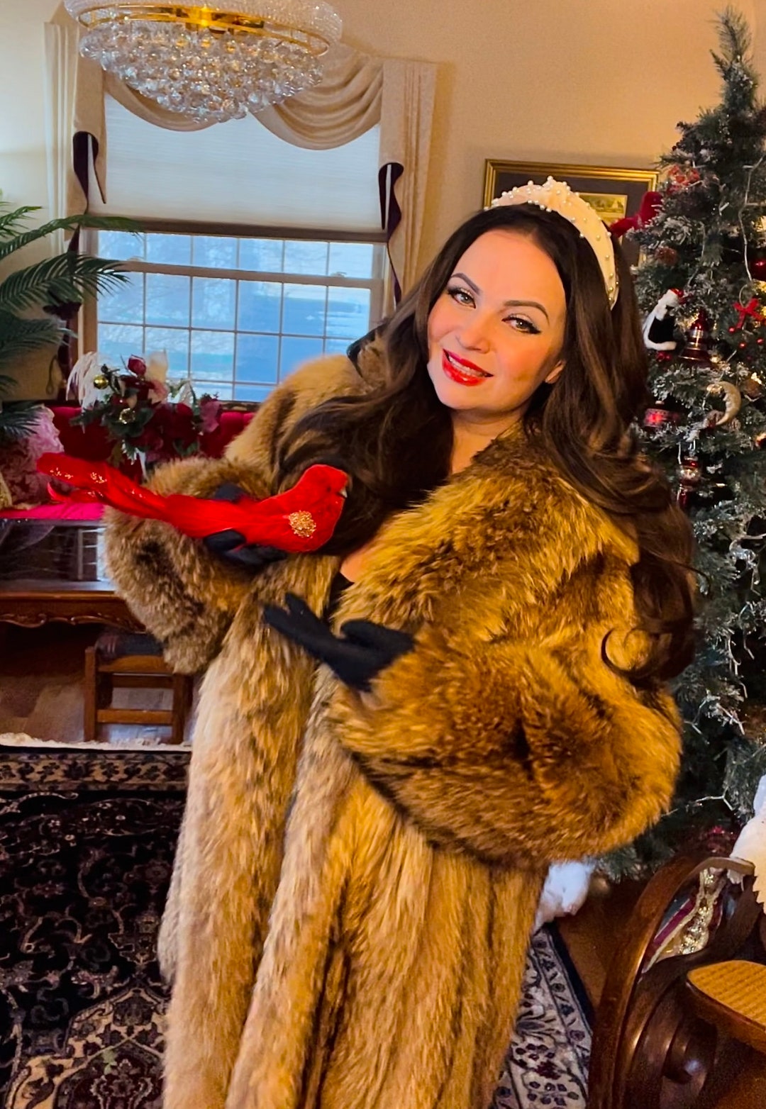 Spacious Vintage Genuine Tanuki Raccoon Fur Medium Length Coat Finn ...