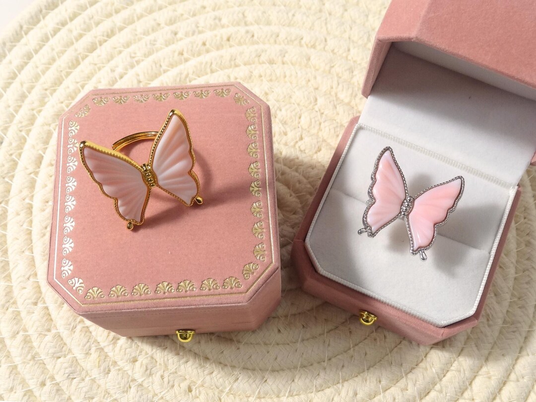PRE-ORDER Queen Conch Butterfly Ring - Natural Pink Queen Conch Shell ...