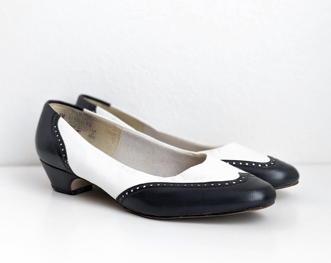 Vintage 80s Black and White Spectator Pumps, Two Tone Kitten Heels ...