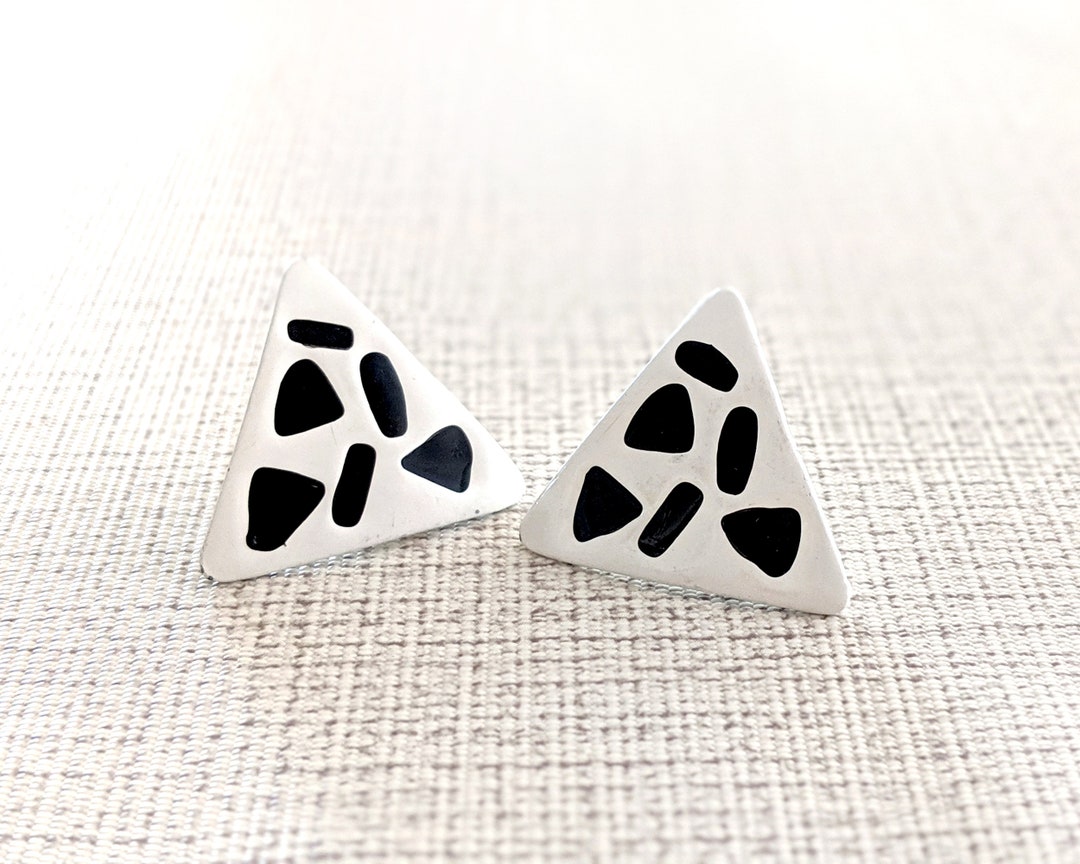 Vintage Geometric Stud Earrings, Retro Black and White Triangle ...