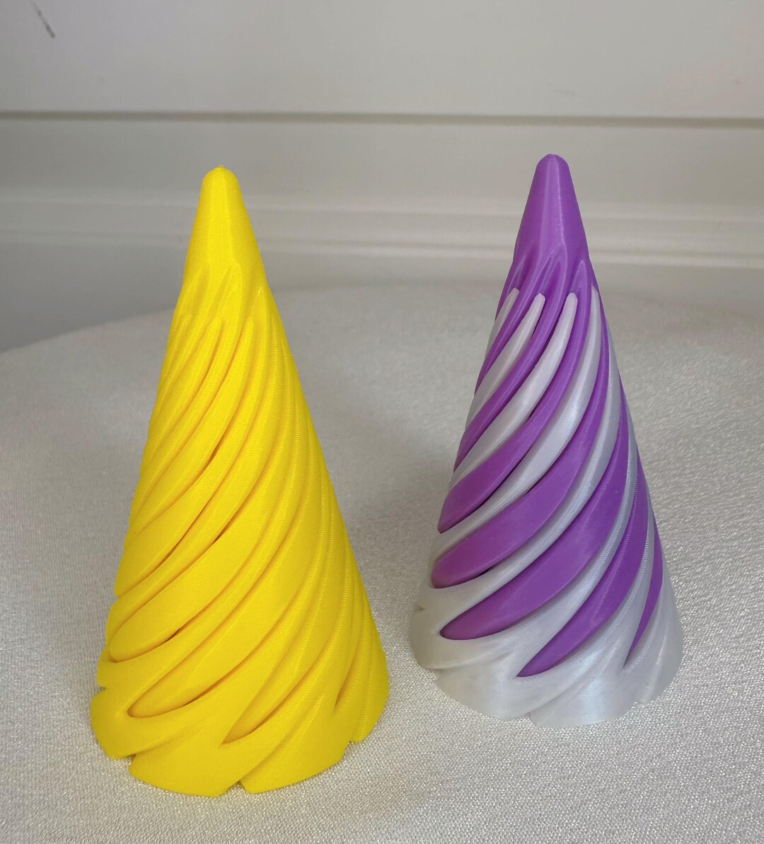 Spiral Twist Cone Fidget – 3D Printed Spinner (yellow & Purple Variants ...