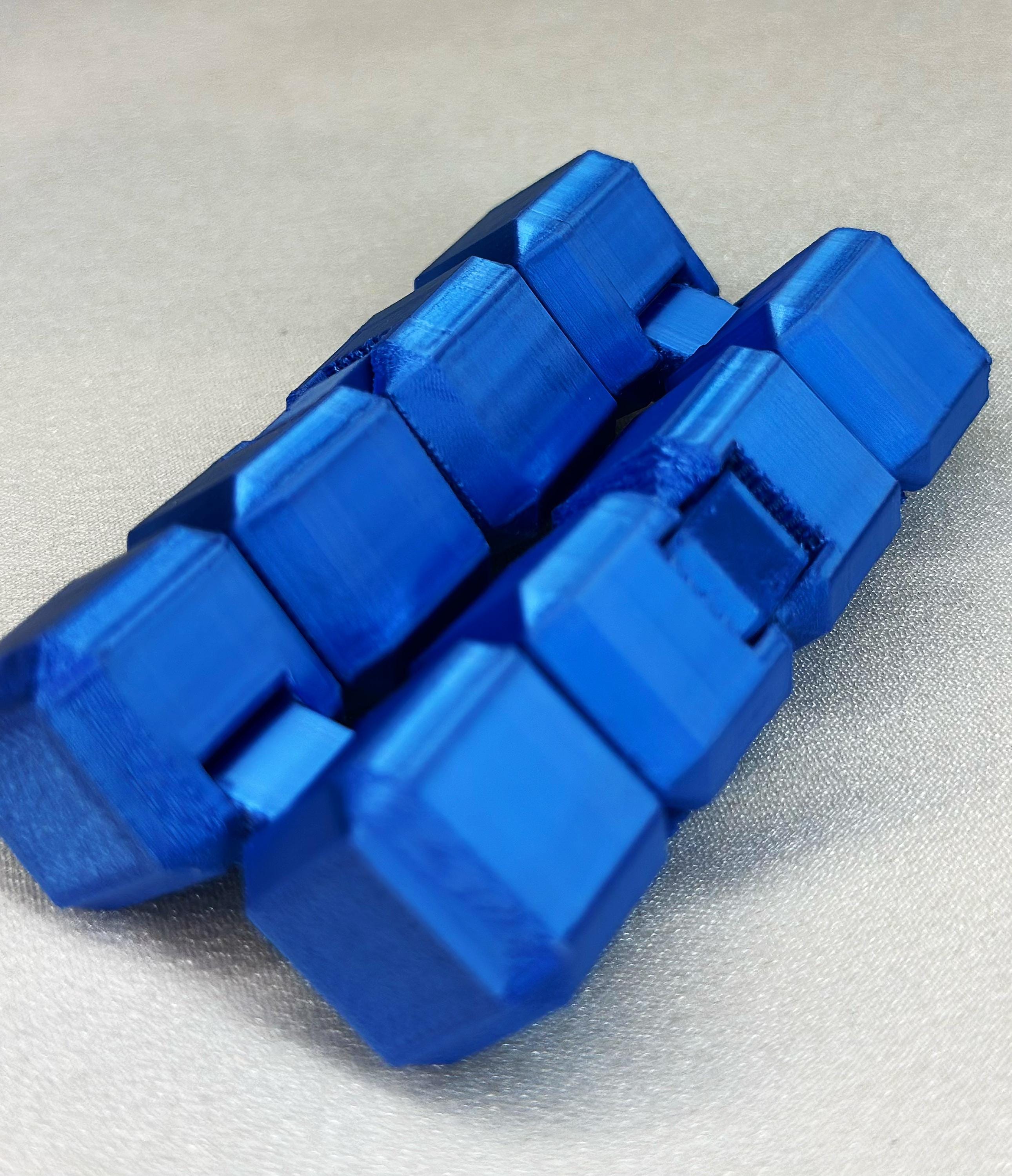 3D Printed Infinity Fidget Cube – Foldable Stress Relief Toy in Blue - Etsy