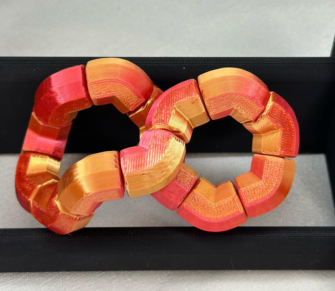 3D Printed Infinity Linked Fidget Rings – Articulating Chain Toy for ...