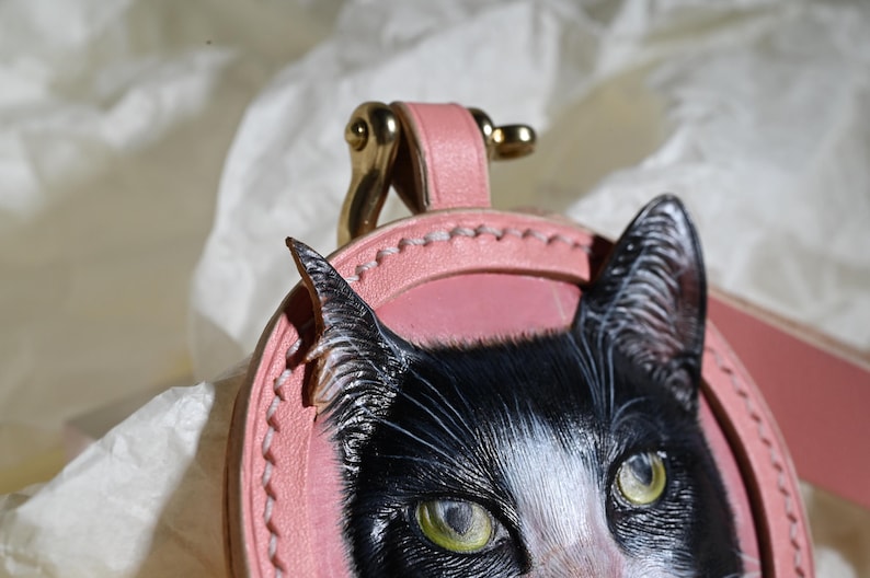 Custom Hand-craved Pet Portrait Leather Keychain, Personalized Dog/cat ...