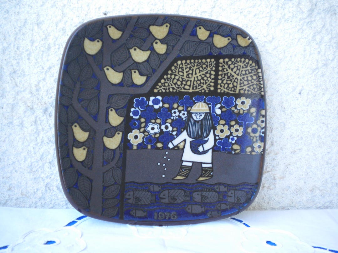 Arabia Finland Plate Kalevala Pattern 1976 Designed by Raija Uosikkinen ...