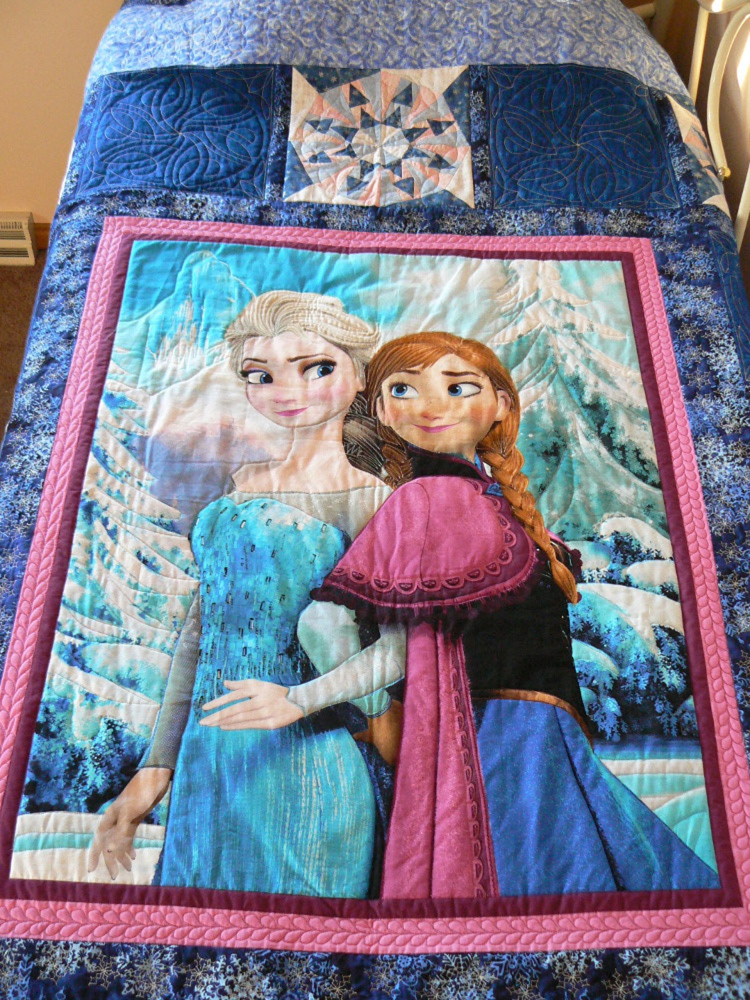 Frozen Anna and Elsa Single Bed Size Quilt - Etsy