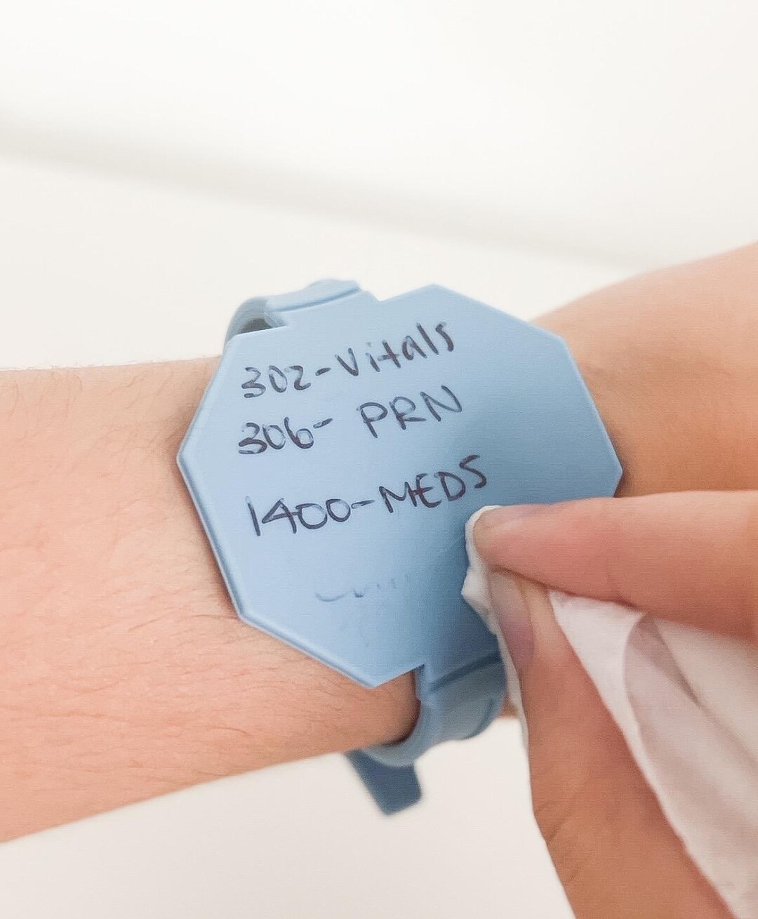 Wristnotes Silicone Note Bracelet – Reusable Nurse Wristband - Etsy