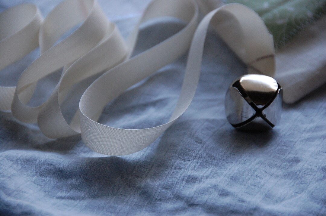The Bell on the Ribbon - Etsy