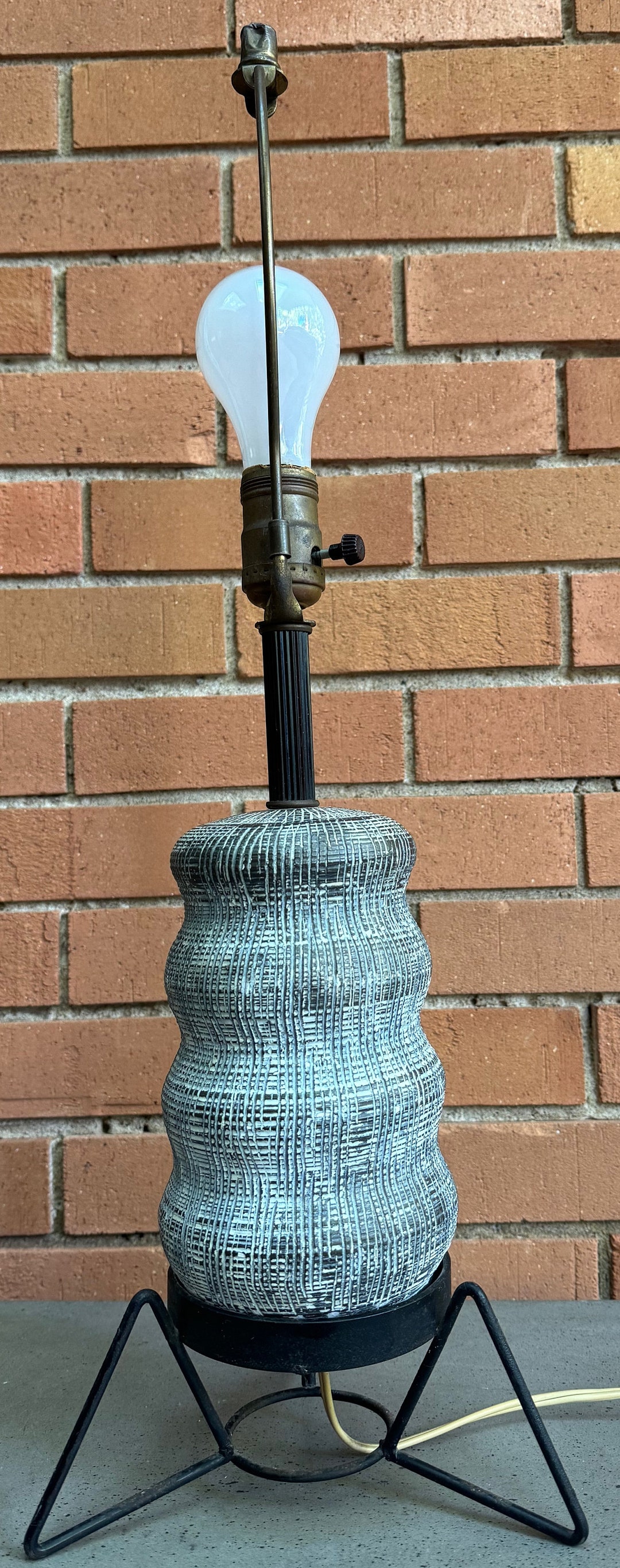 Vintage 1950s Gray FAIP Iron Plaster Tripod Lamp Mid Century MCM Modern ...