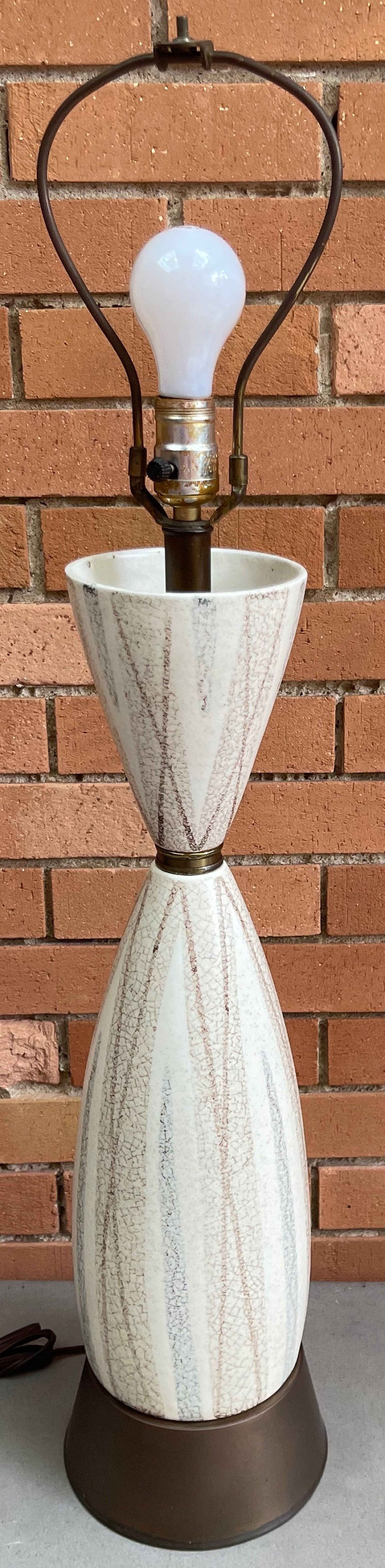 Vintage 1960s Ceramic Hourglass-shaped Pottery Lamp Mid Century Modern ...