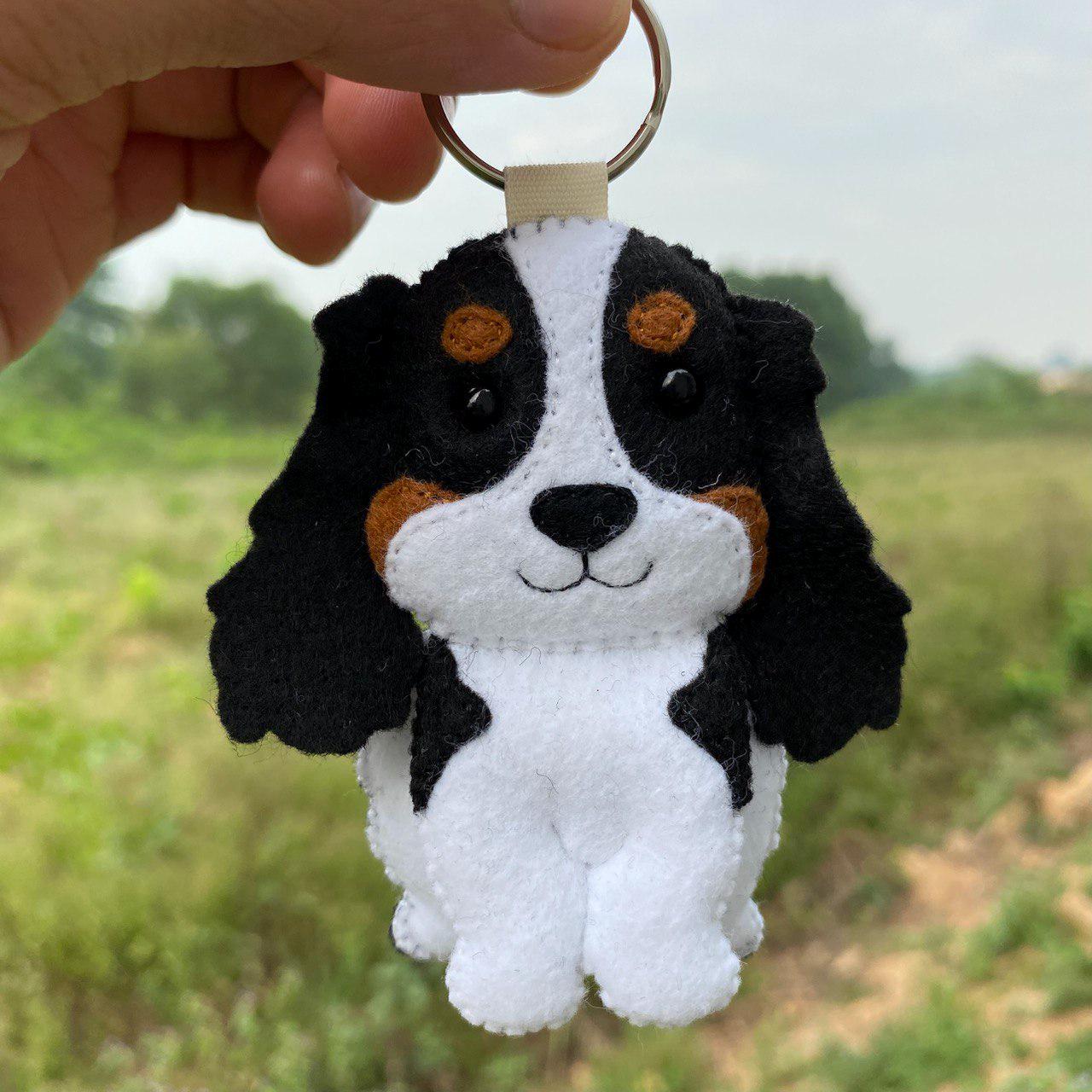 Handmade Felt Cavalier King Charles Spaniel Keyring, Wool Felt Cavalier ...
