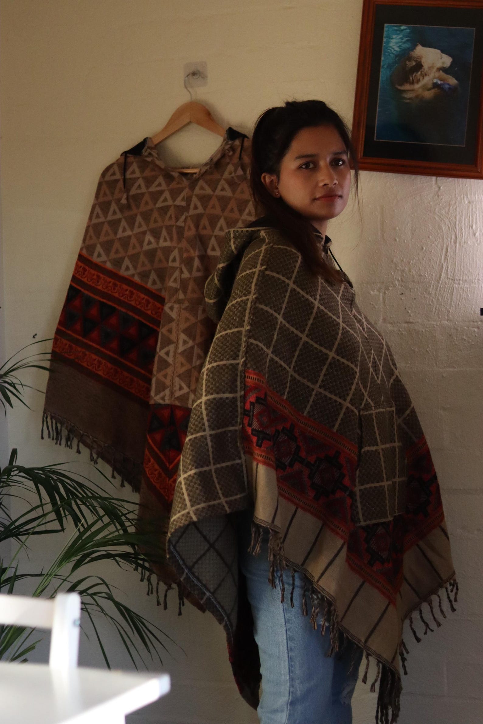 Hooded Poncho Bohemian Style Himalayan Yak's Wool Blended Handwoven ...