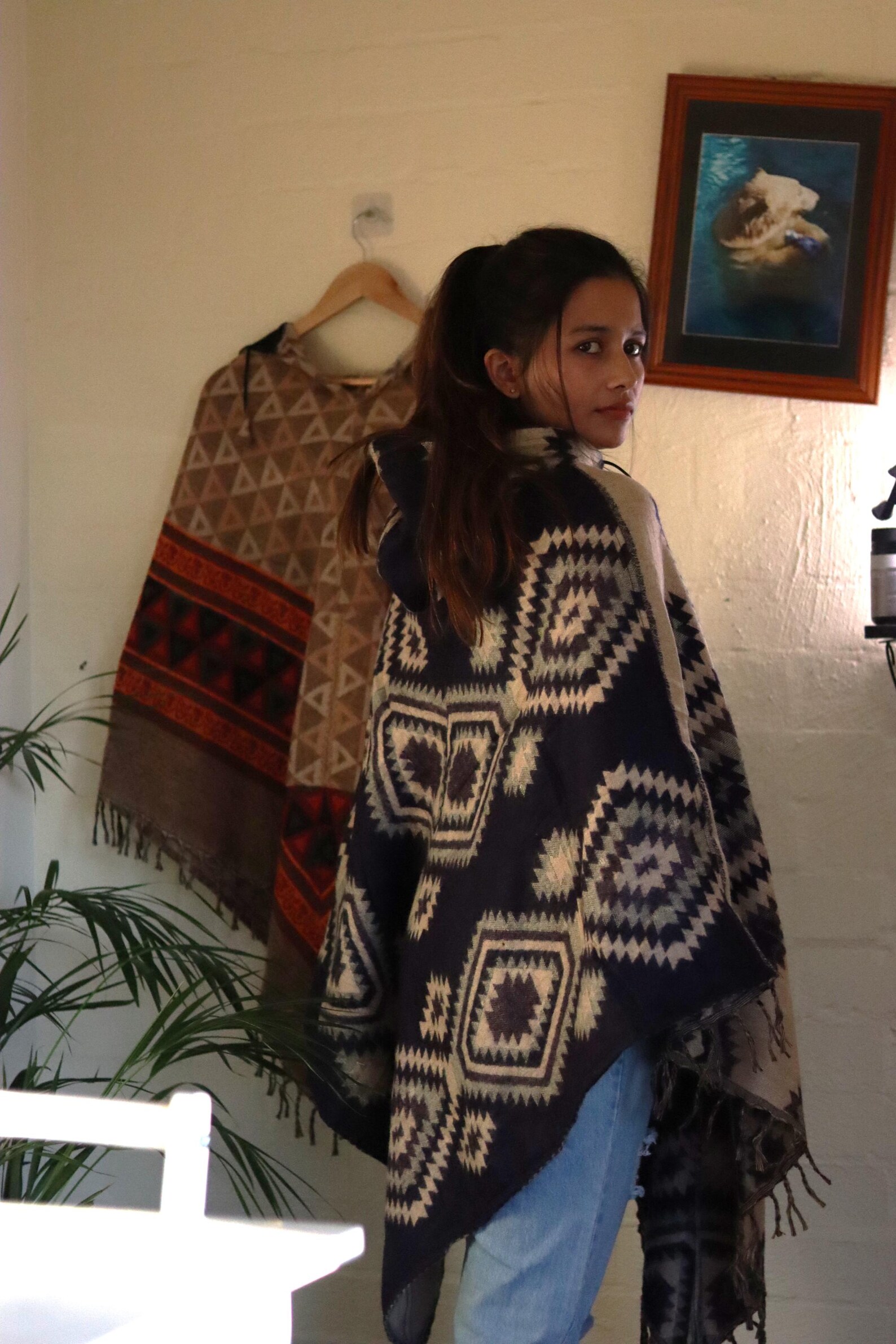 Hooded Poncho Bohemian Style Himalayan Yak's Wool Blended Handwoven ...