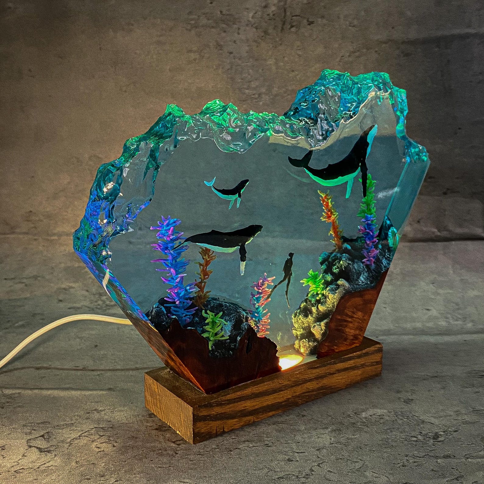 Humpback Whale Resin Lamp With Diver, Ocean LED Coral Night Light ...