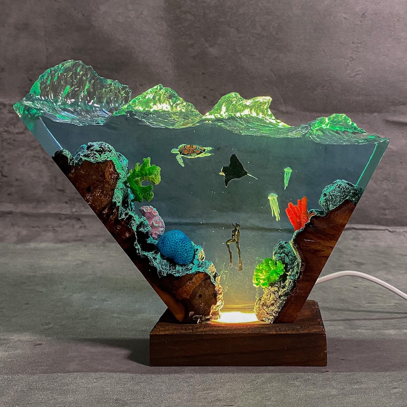 Ocean Resin Lamp – Handmade Triangle Seascape Light With Divers & Coral ...