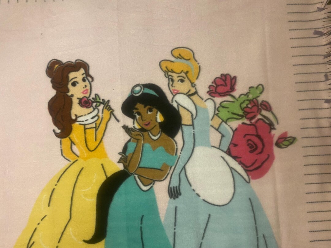 Cinderella, Jasmine, Belle Smiling Princesses - so Magical- on Soft ...