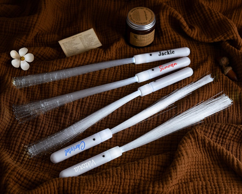 Customized LED Fiber Optic Light Sticks, Suitable for Weddings, Parties ...