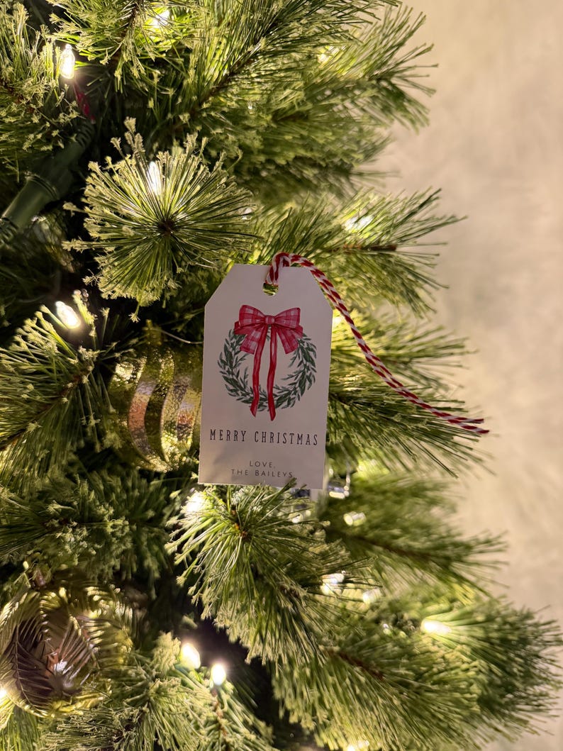 Custom Christmas Gift Tags, Wreath and Bow Design - Etsy