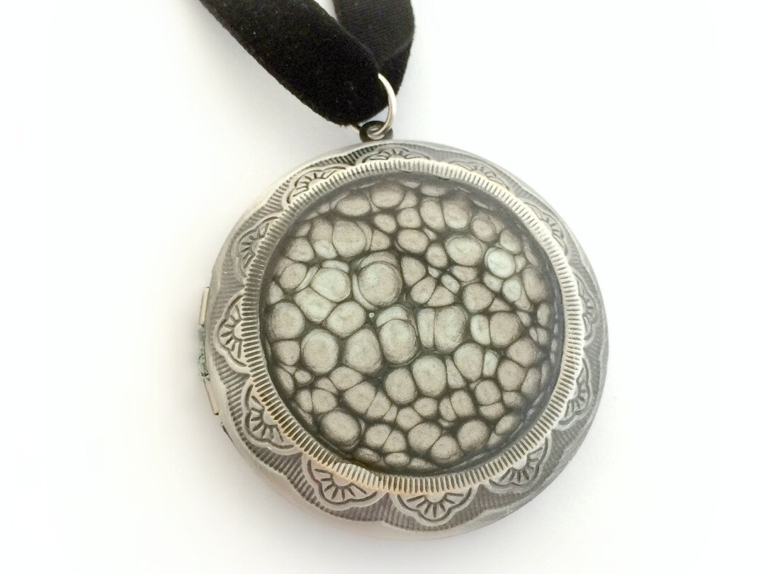 Black Victorian Gothic Locket, Black Honeycomb Pendant, Alternative ...