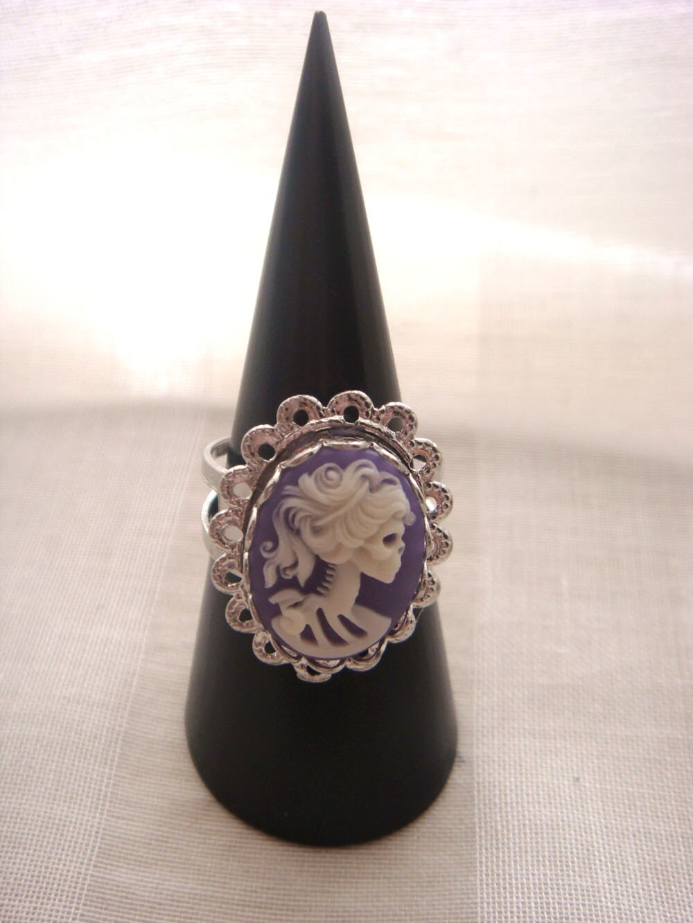 Purple Skeleton Lady Cameo Ring Gothic Jewelry Pastel Goth - Etsy