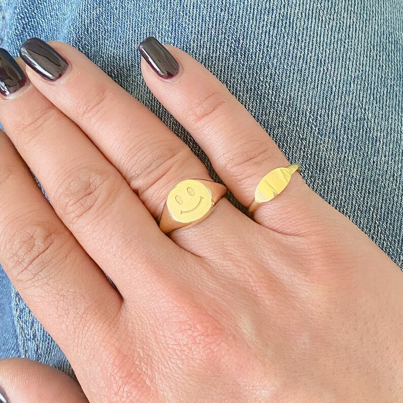 14K Solid Gold Smiley Face Signet Ring unique Happy Face | Etsy