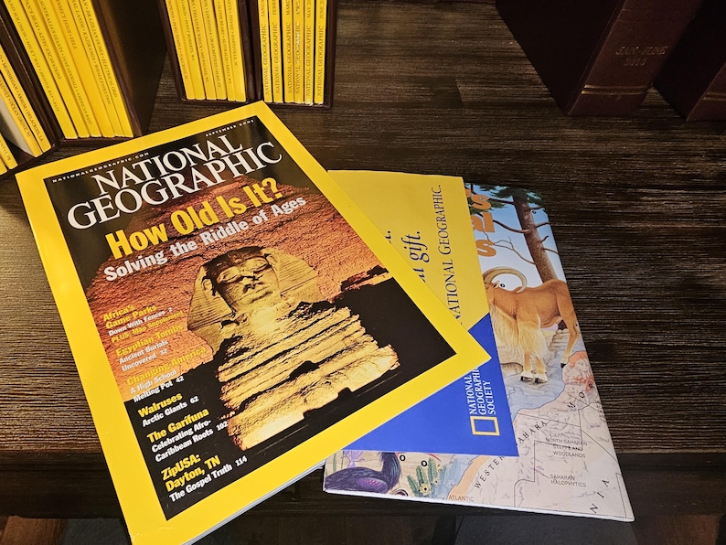 Vintage National Geographic Magazine – Full Year Set (2 Volumes in ...