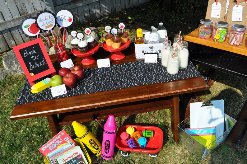 Back To School WATER BOTTLE LABELS Kids Party Ideas End of | Etsy