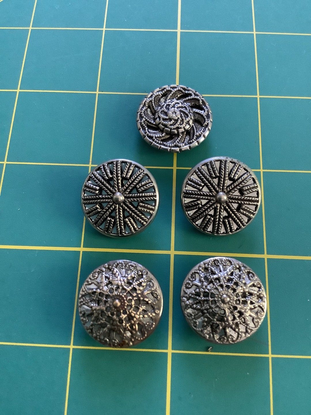 Mid Century Twinkle Buttons - Etsy