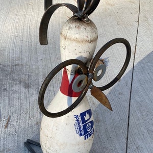 Bowling Pin Yard Art Bird. Recycled Garden Sculpture. - Etsy