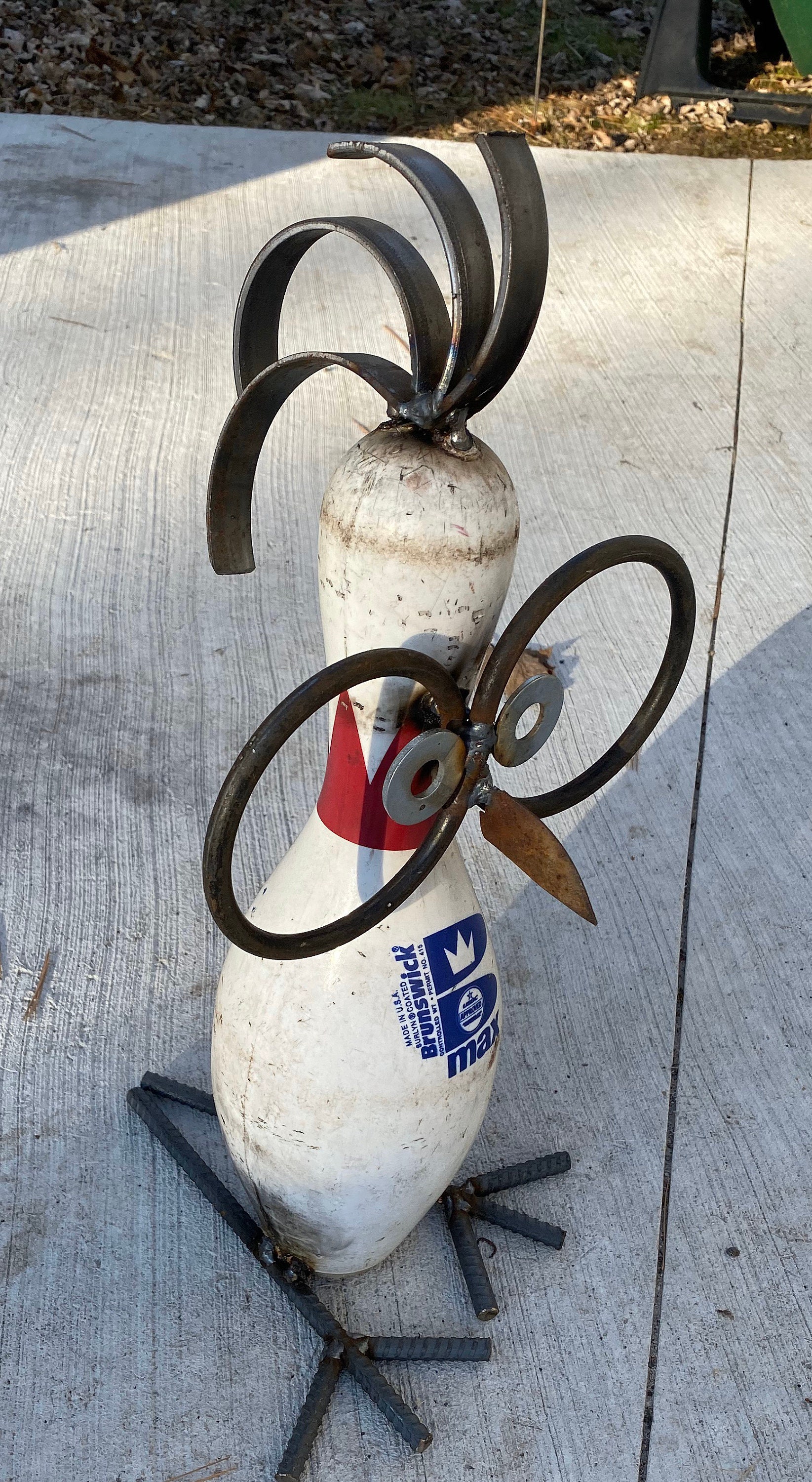 Bowling Pin Yard Art Bird. Recycled Garden Sculpture. - Etsy