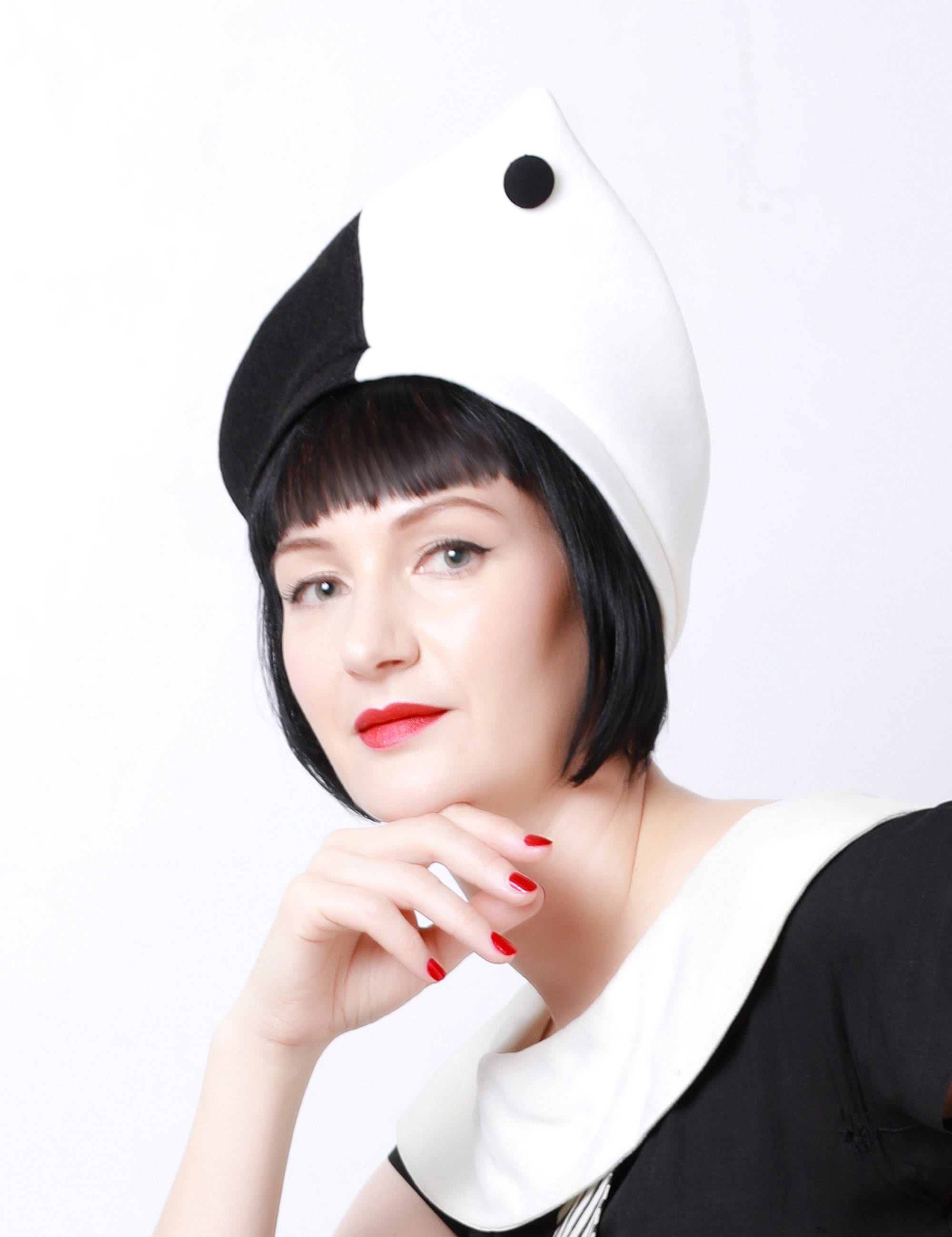 Black and White Pointed Felt Hat With Button, 80s Monochrome Style ...