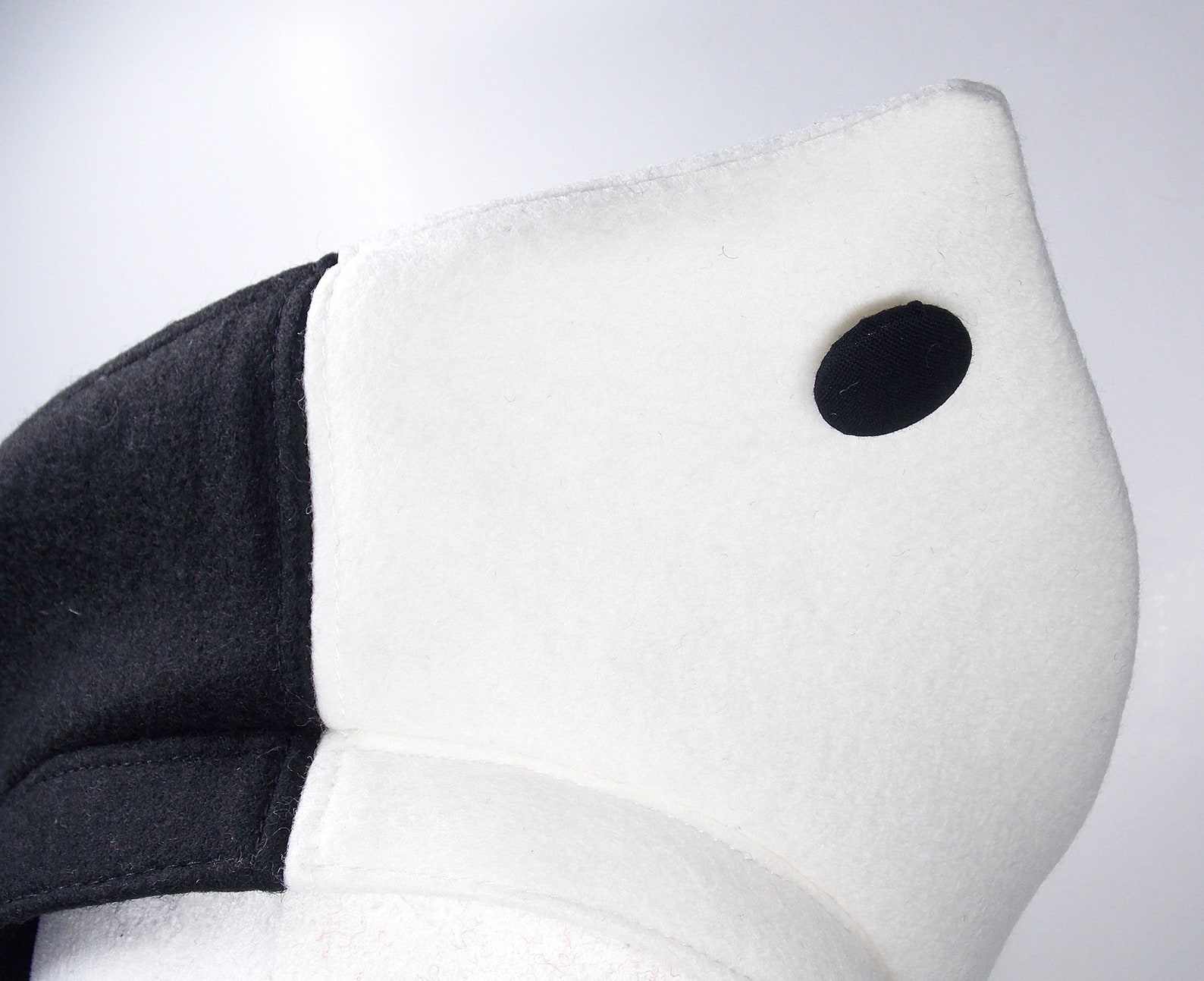 Black and White Pointed Felt Hat With Button, 80s Monochrome Style ...