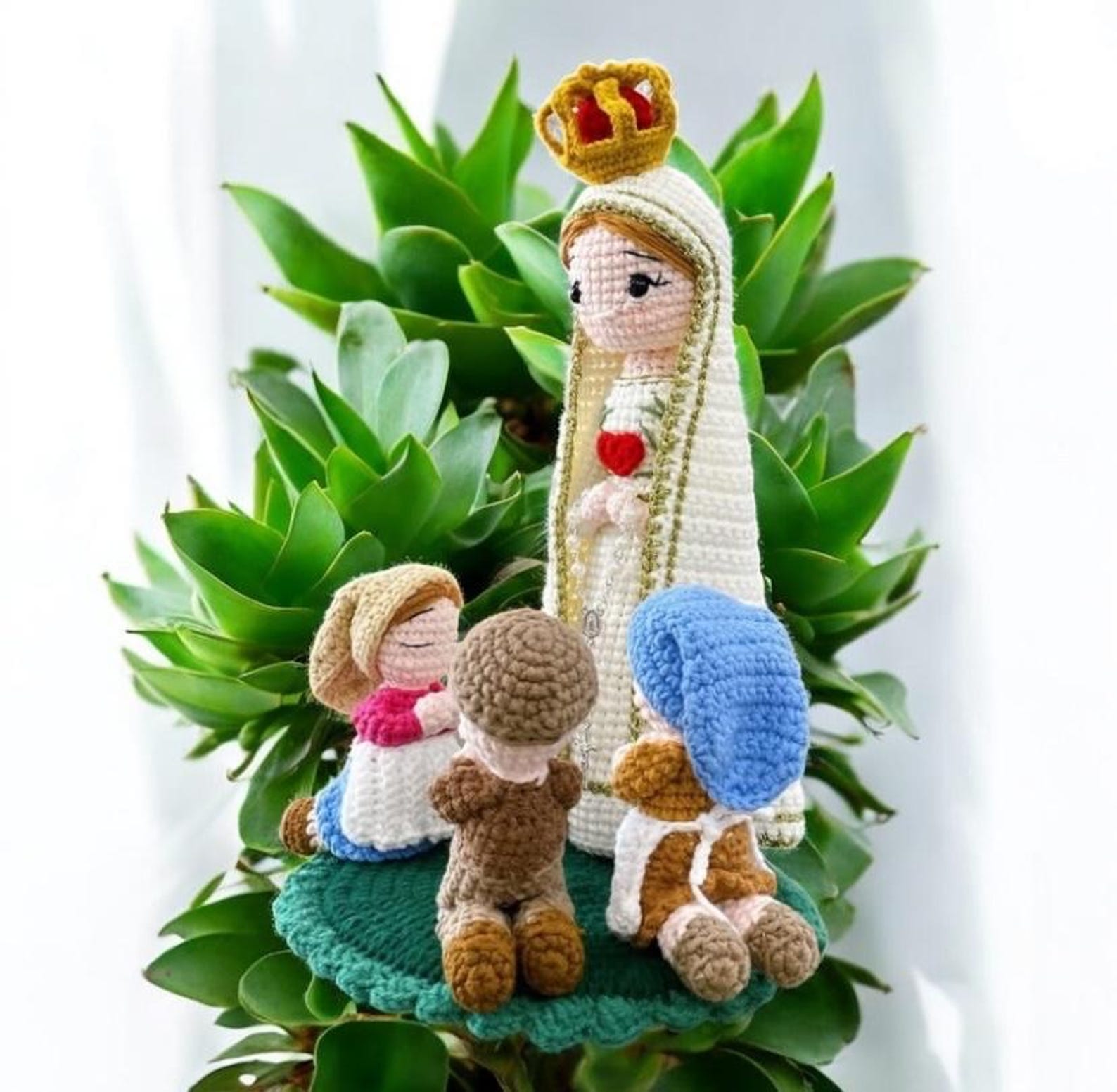Handmade Our Lady of Fatima Crochet Set – Virgin Mary With Crown and ...