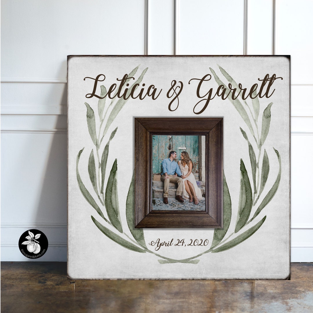 Rustic Wedding Welcome Sign With Photo Frame: Succulent Guest Book ...