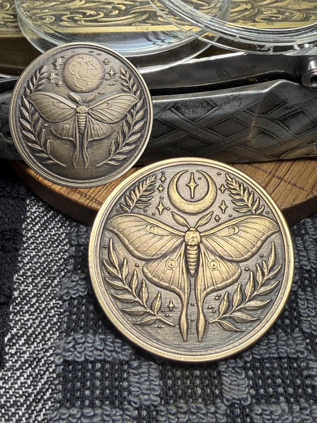 Luna Moth - Double-sided, 40mm, Brass Engraved Challenge Coin ...