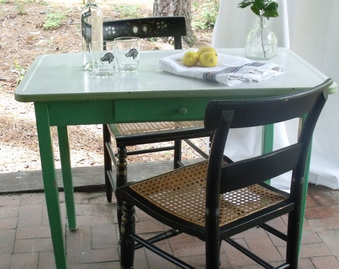 Vintage Metal Top Kitchen Table With Green Frame - Etsy