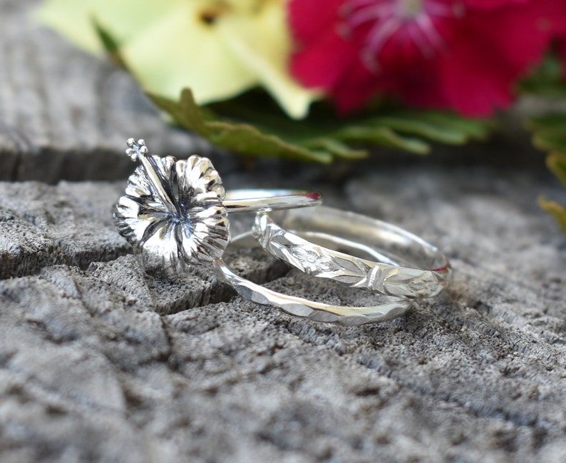 Hibiscus Ring Hibiscus Flower Ring Tropical Ring Plant - Etsy